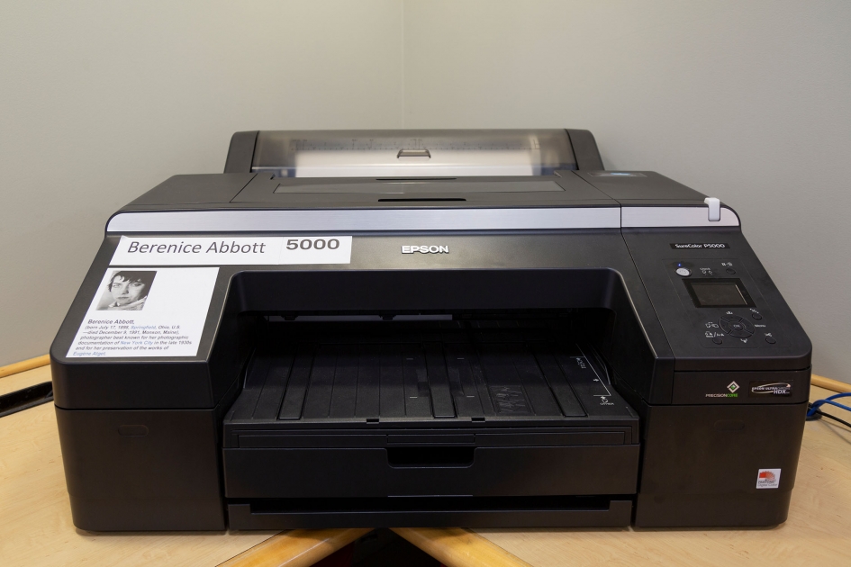 Light Work / Epson 5000 Luster-Loaded (Bernice Abbott)