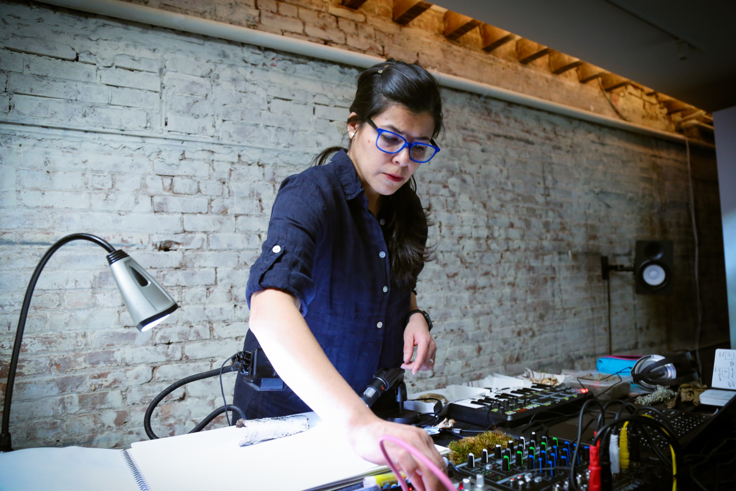 Light Work / URBAN VIDEO PROJECT PRESENTS PAULINA VELÁZQUEZ SOLÍS ...